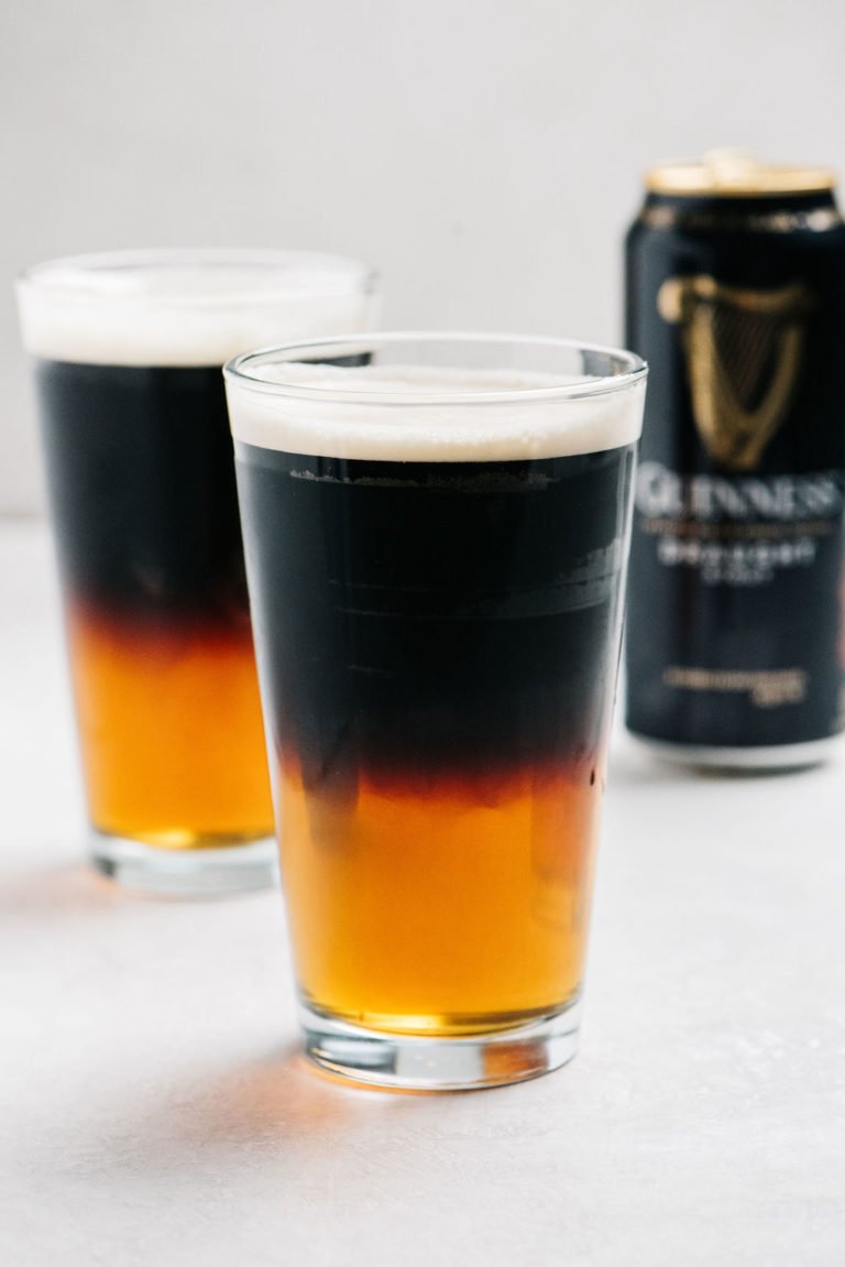 How To Make A Black and Tan |EASY and FUN cocktail! - The Spicy Apron