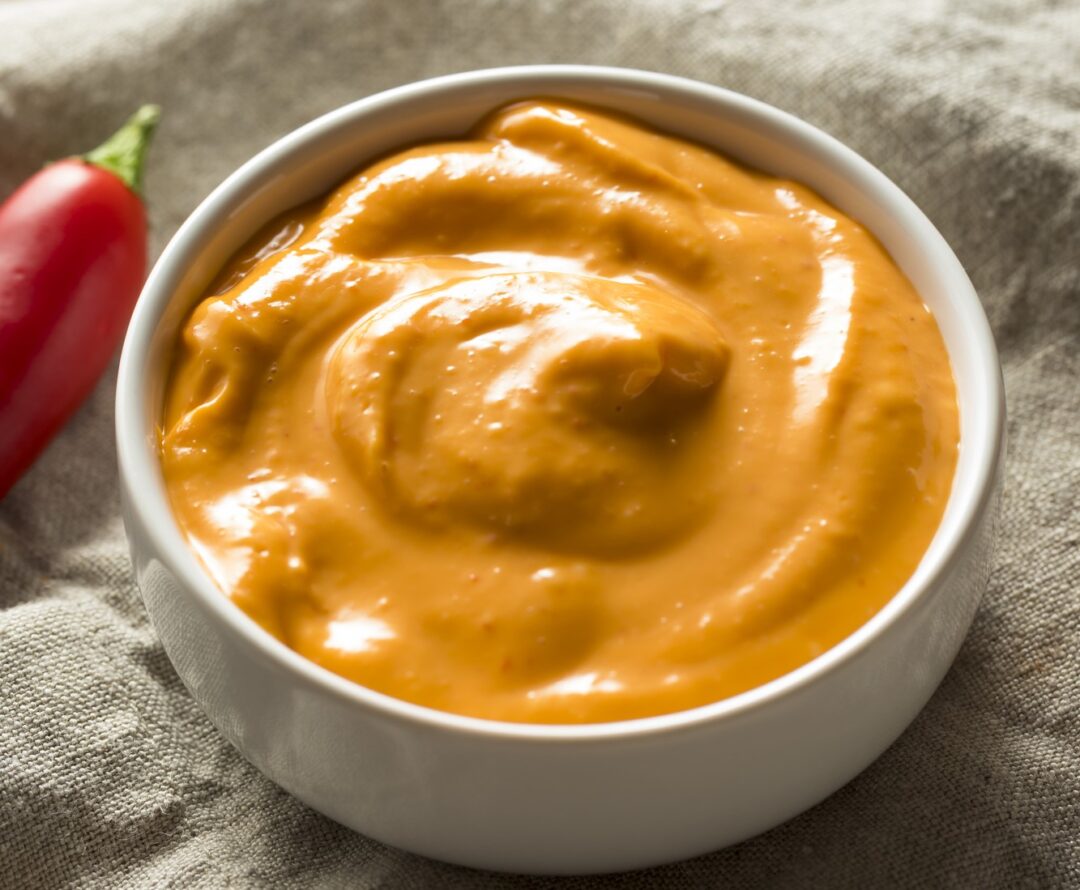 Sriracha Aioli | Creamy and Spicy - The Spicy Apron